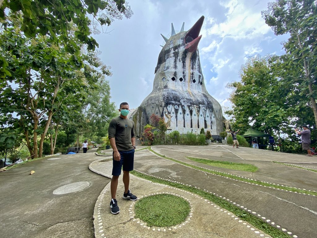 Pesona Wisata Religi Pemandangan Indah di Gereja Ayam Bukit Rhema ...